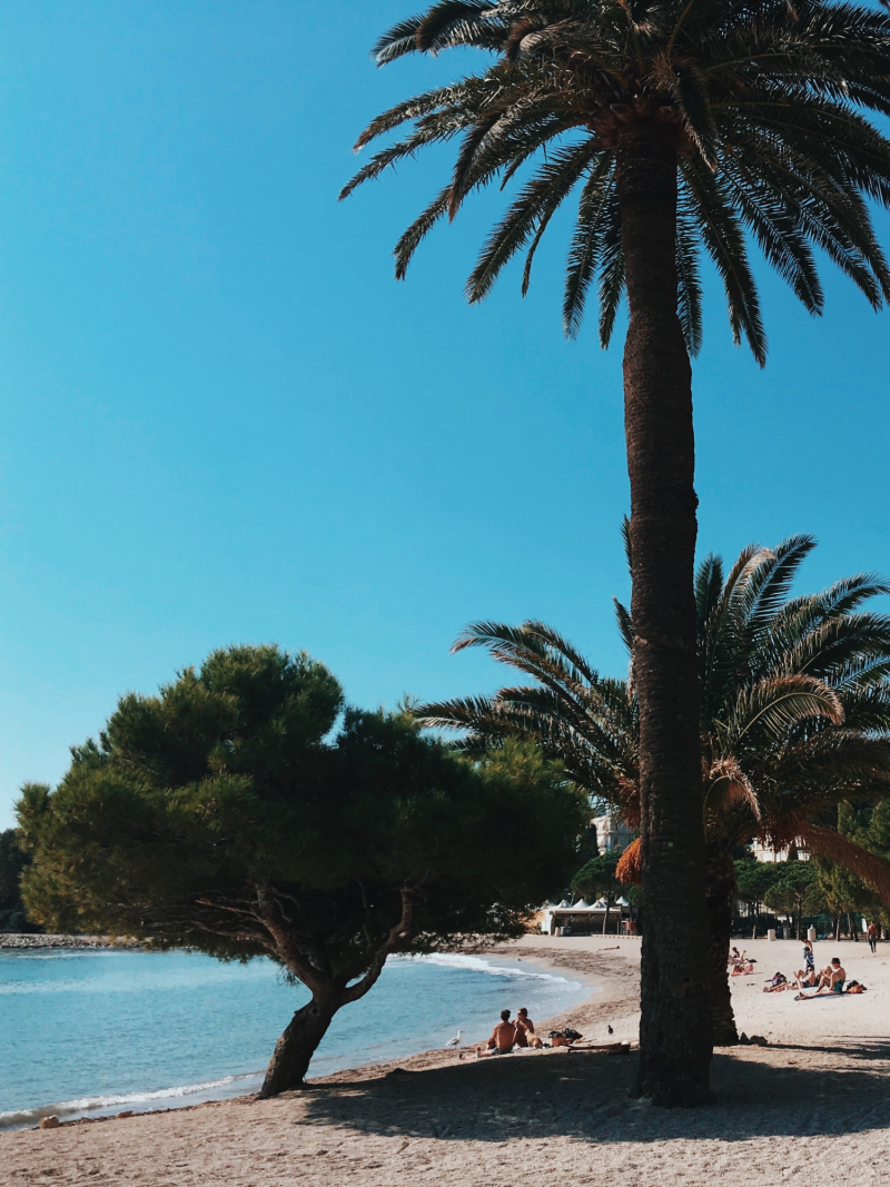 10 Idyllic Beaches to Explore on the French Riviera - Léonce Chenal